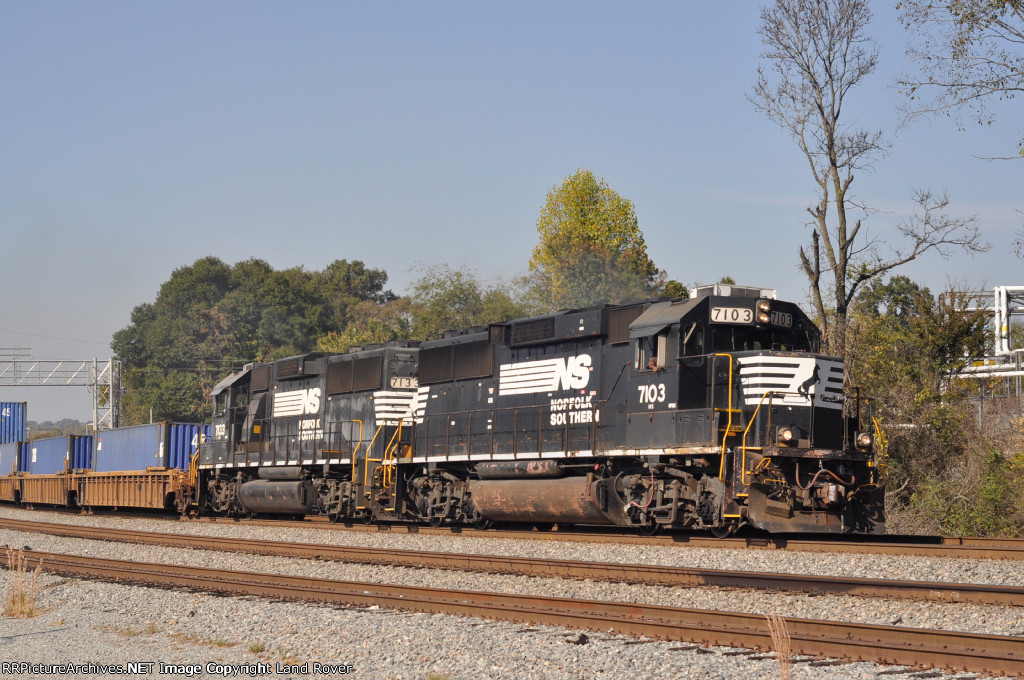 NS 7103 On NS G 95 Southbound